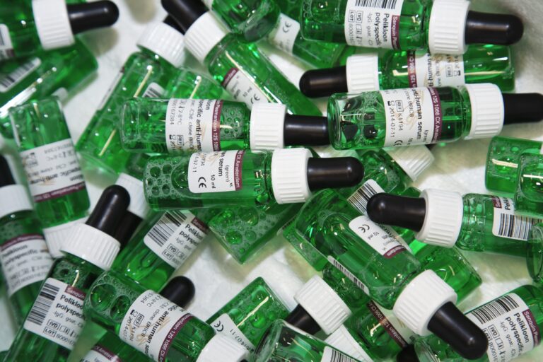 Coombs sera & potentiators - Essange Reagents